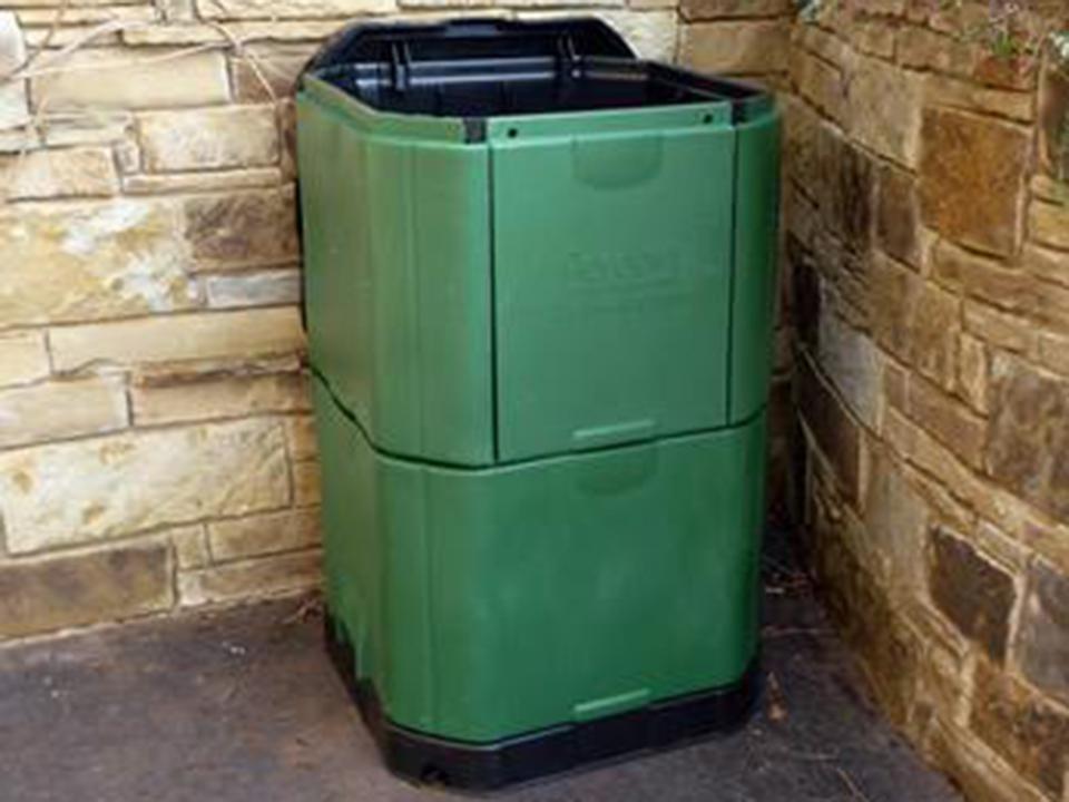 Aerobin 400 Composter – Mulberry Greenhouses